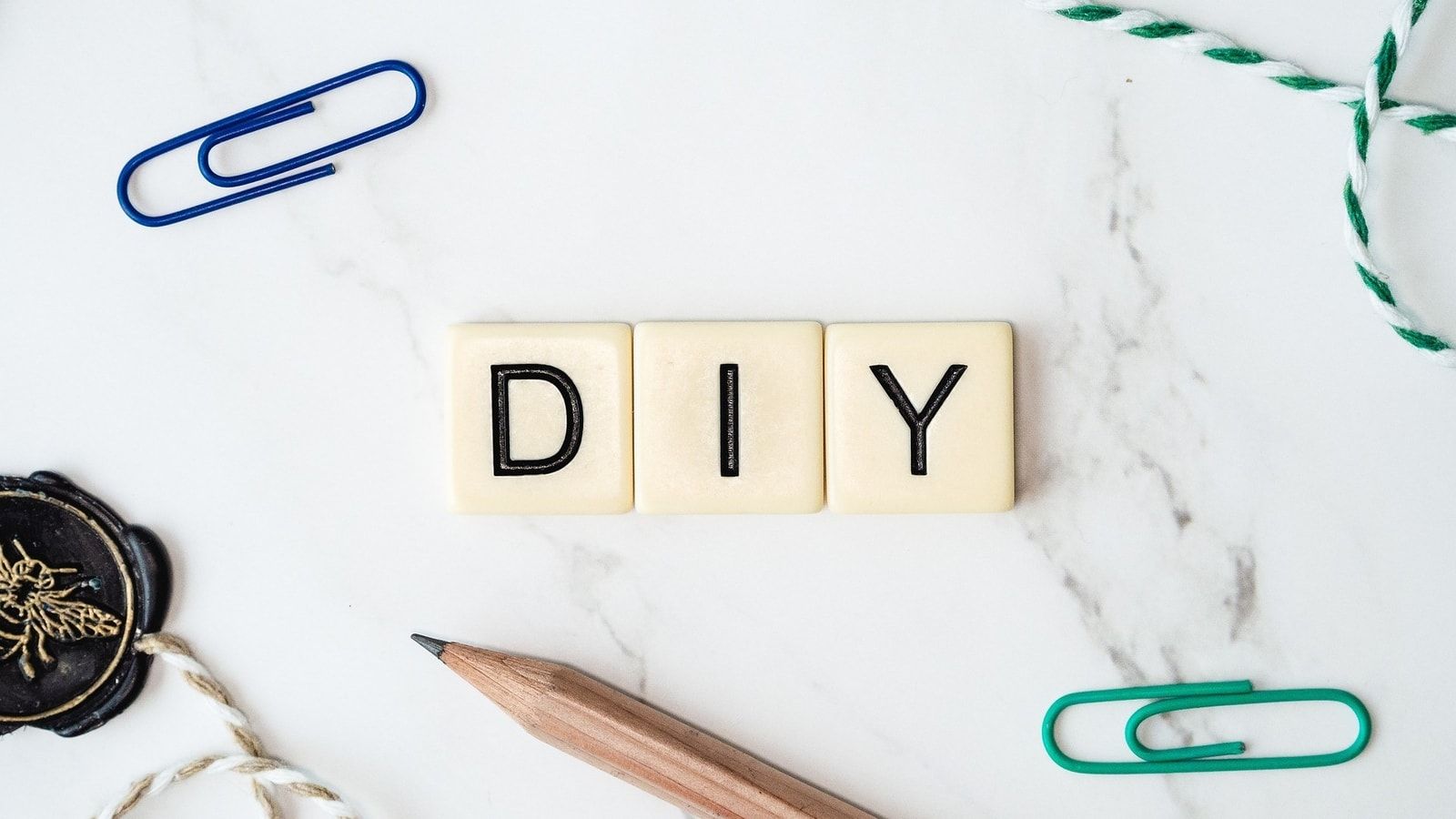DIY Writing for Your House Decoration