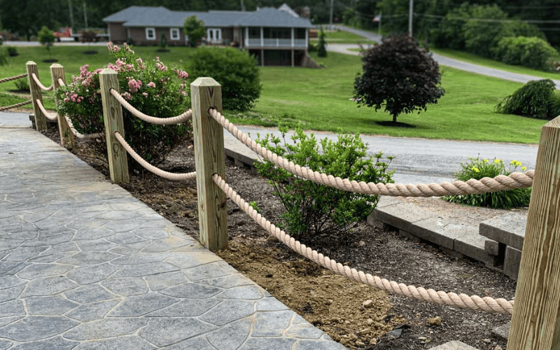 20+ Front Yard Fencing Ideas (2025)