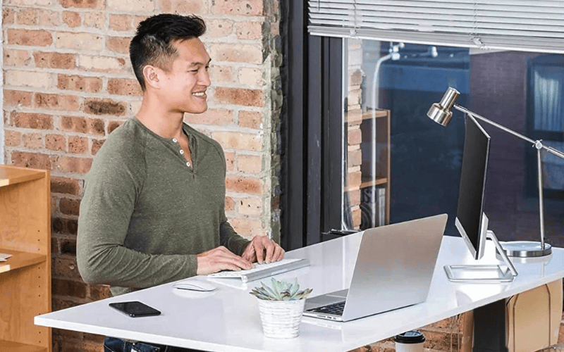 Is Your Standing Desk Wobbling? Here's How to Fix It